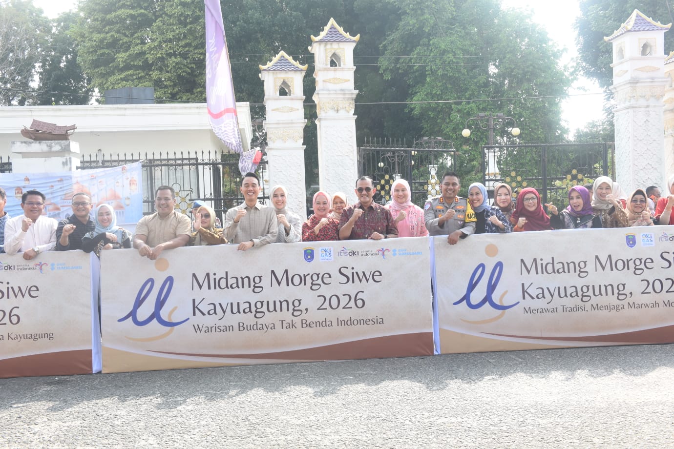 Sekda Sumsel Hadiri Tradisi Midang Morge Siwe di Kayuagung, Apresiasi ...