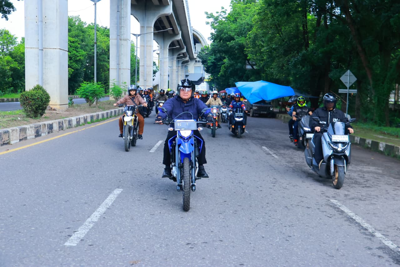 Tutup 2025, Herman Deru Tinjau Jalan Banyuasin–OKI Hasil Bangubsus Rp12 ...